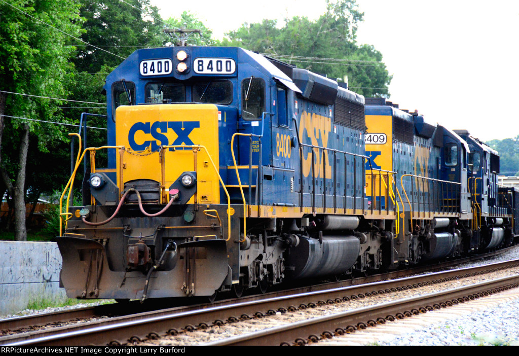 CSX 8400